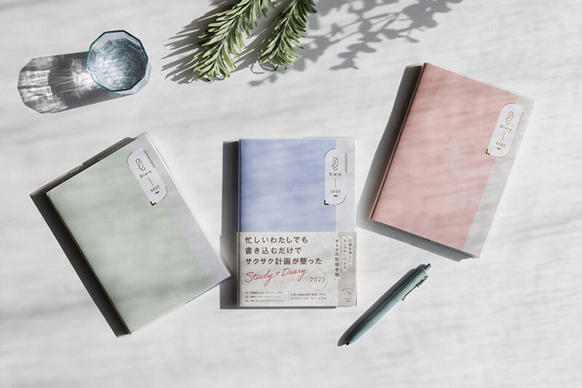 【新製品】4年連続売り切れ続出！オトナの勉強手帳「Study＋Diary2025」｜